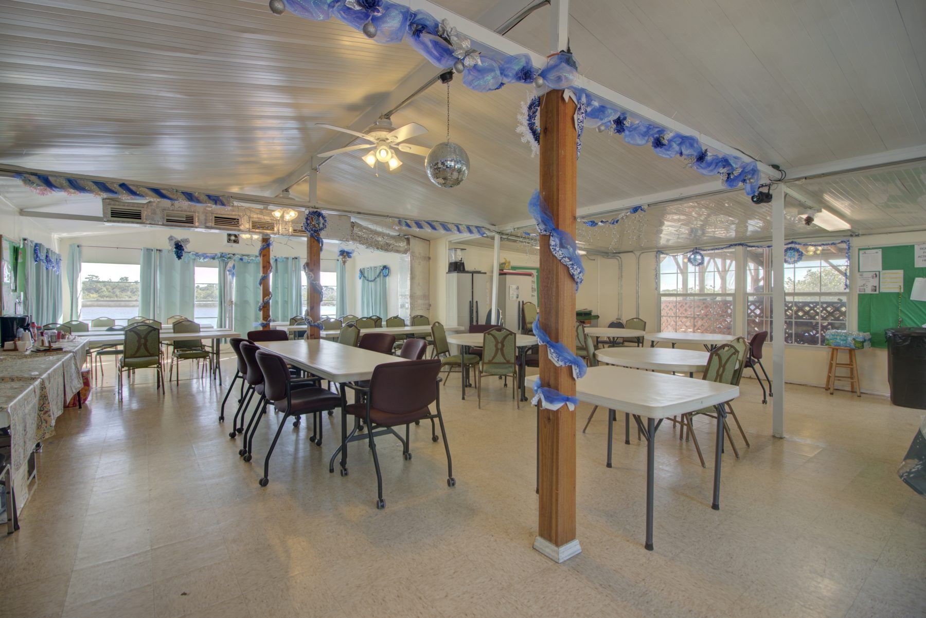 View our Welcoming Ruskin, FL RV Park : River Oaks RV Resort