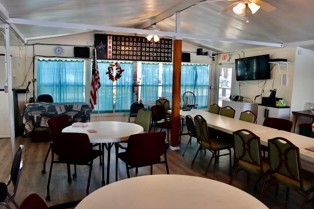 View our Welcoming Ruskin, FL RV Park : River Oaks RV Resort