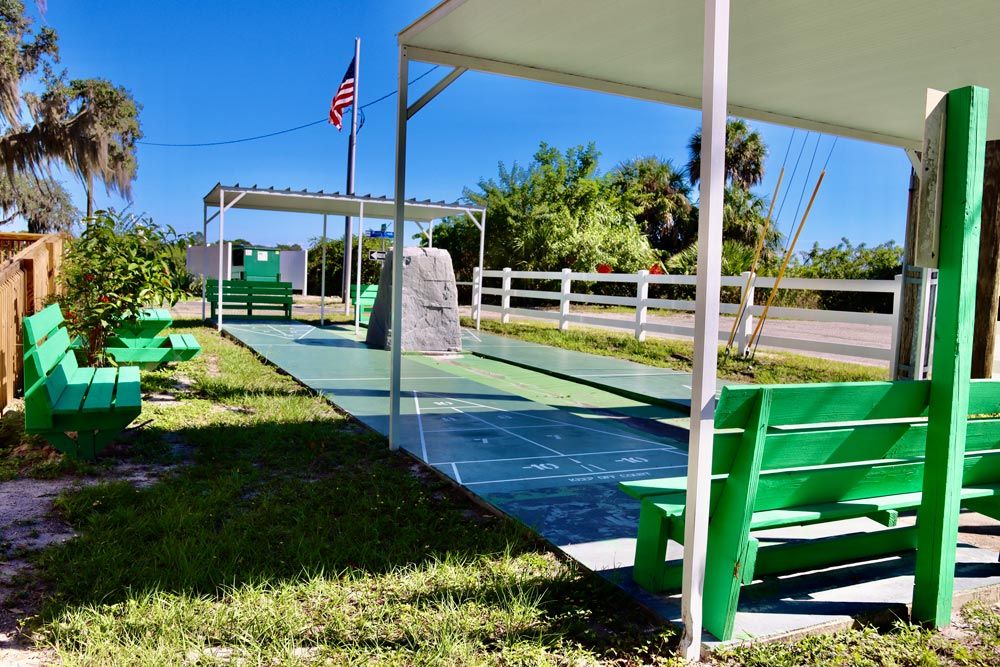 View our Welcoming Ruskin, FL RV Park : River Oaks RV Resort